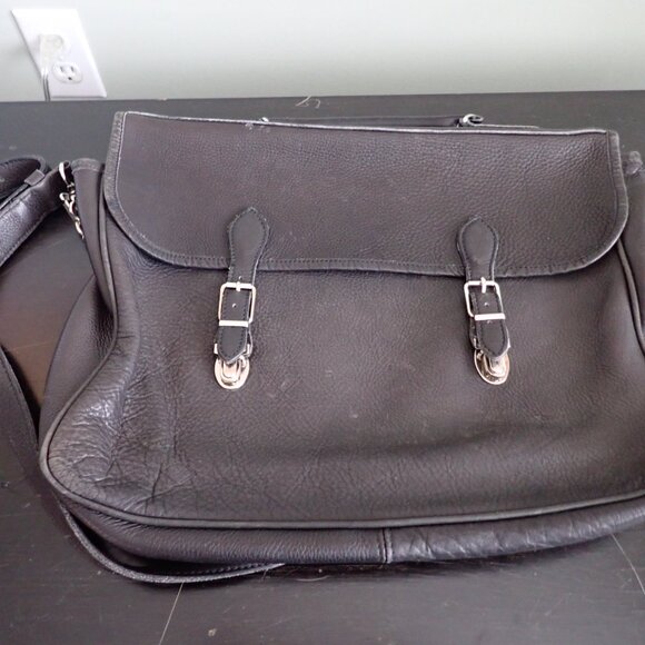 Roots | Bags | Vintage Roots Leather Messenger Bagblack | Poshmark